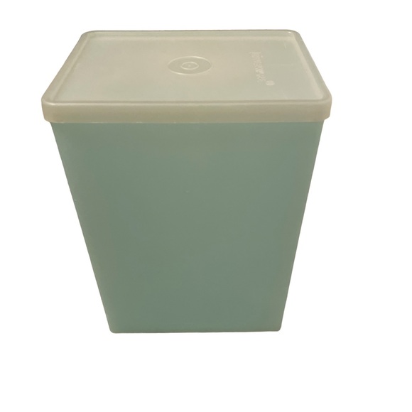 Kitchen | Vintage Tupperware 12 Gallon Ice Cream Container Blue With ...